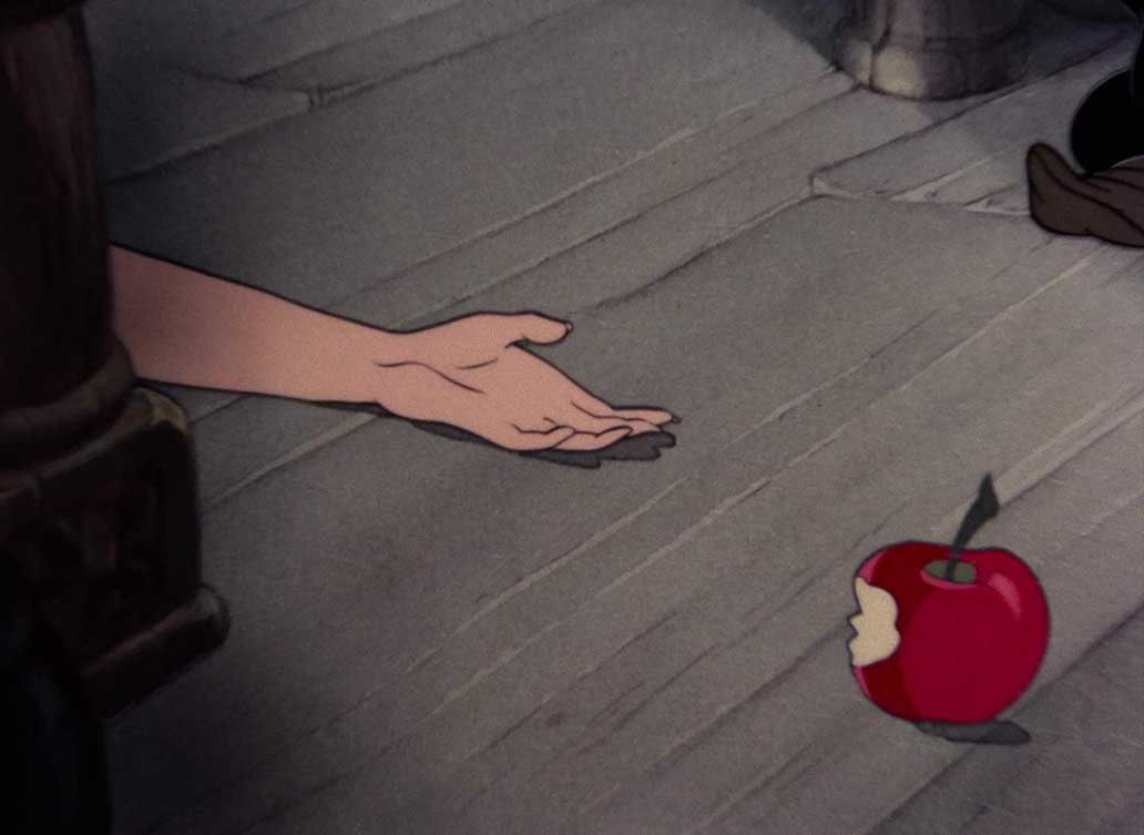 Sequence 14H – Snow White Dies - Snow White Museum